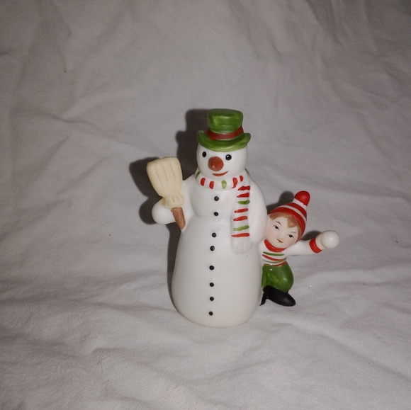 Lefton | Holiday | Vintage Lefton Christmas Snowman Child Throwing ...